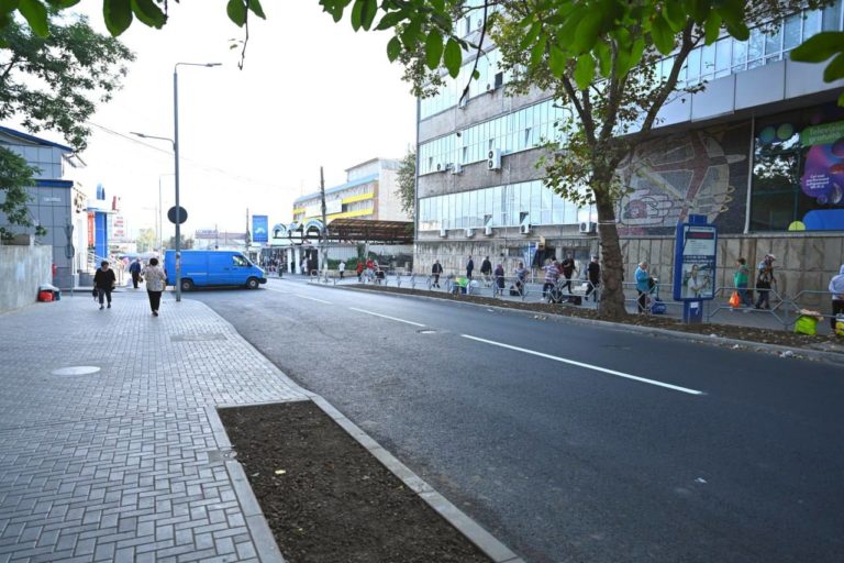 Strada Tighina din Capitală, nou-nouță după reparații capitale - Ion Ceban
